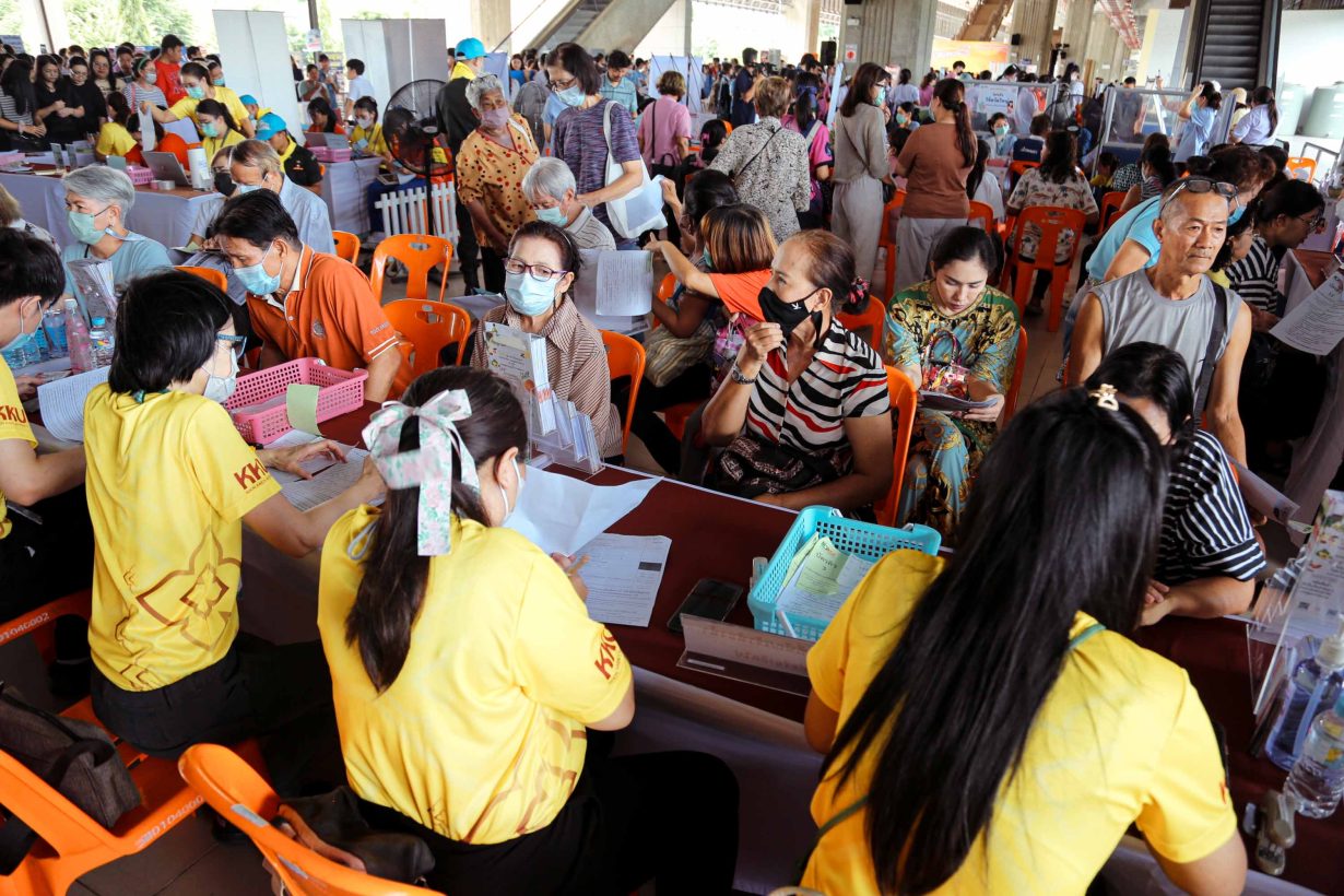 มข.จัดใหญ่ “KKU CSV 2567” บริการชุมชนด้วย 40 บูท ประชาชนเข้าร่วมคึกคัก - KKL ขอนแก่นลิงก์